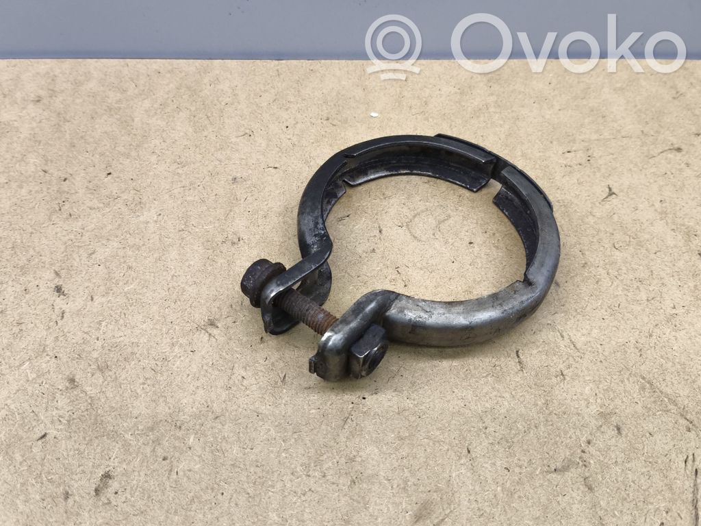 A2034900641 Mercedes-Benz E W212 Collier de silencieux d'echappement ...