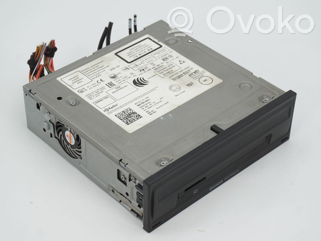 5Q0035840C Skoda Octavia Mk2 (1Z) Radio/CD/DVD/GPS head unit, €188.00 | RRR