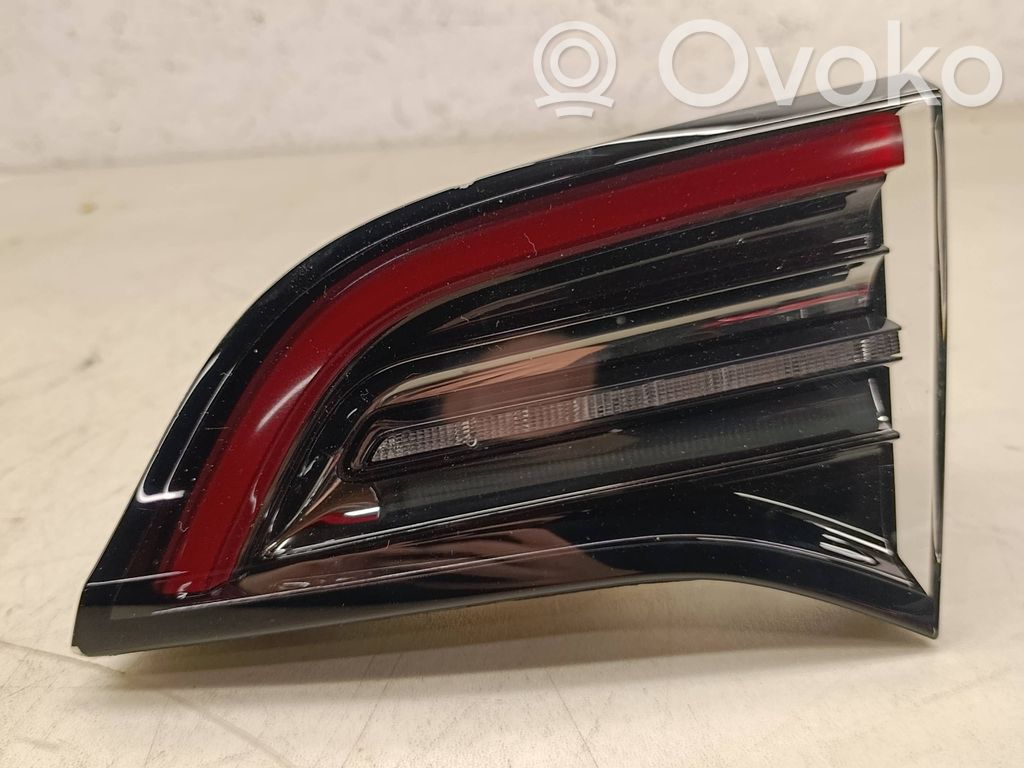 1502089-00-B Tesla Model Y Feux arrière / postérieurs, 215,62 € | OVOKO