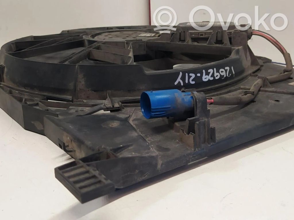 Van refrigerator A1698203542