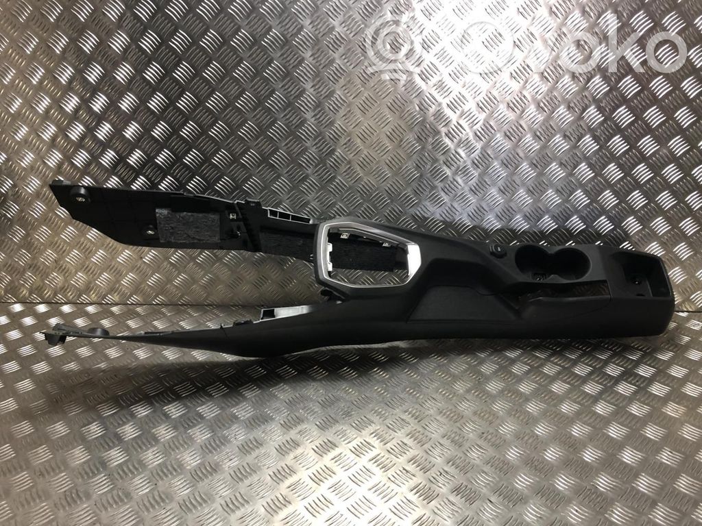 98247894ZD Peugeot 208 II Center console, €109.09 | RRR