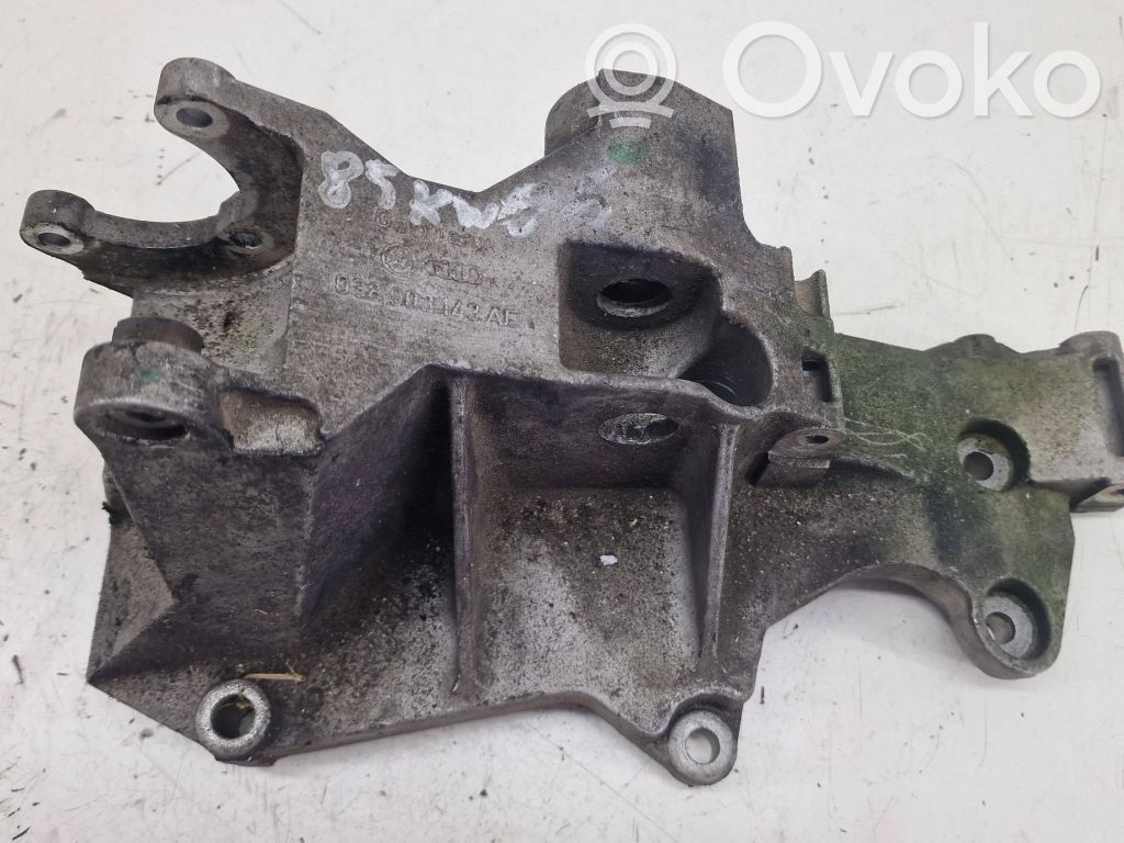 038903143ae Volkswagen PASSAT B5.5 Generator/alternator bracket, €18.00 ...