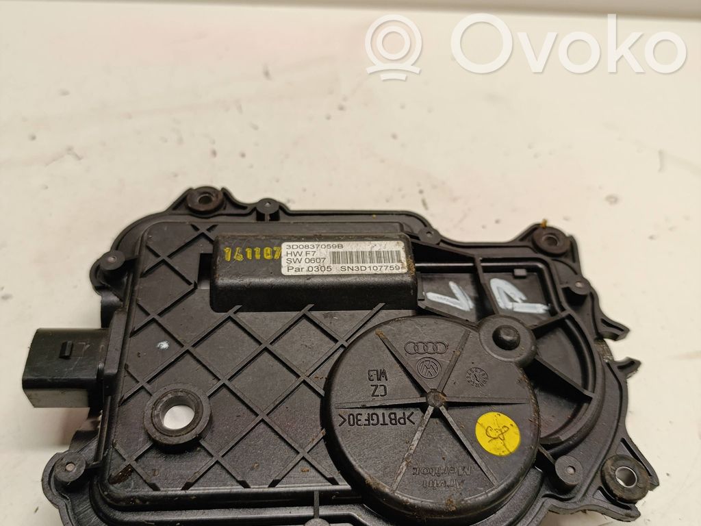 3D0837059B Volkswagen Phaeton Rear door soft close latching motor, €10. ...