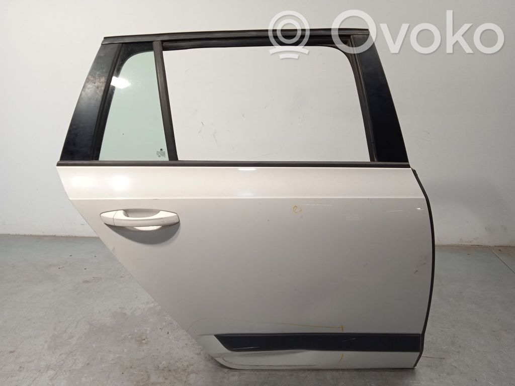 5E9833056C Skoda Octavia Mk3 (5E) Porte arrière, 500,00 € | OVOKO