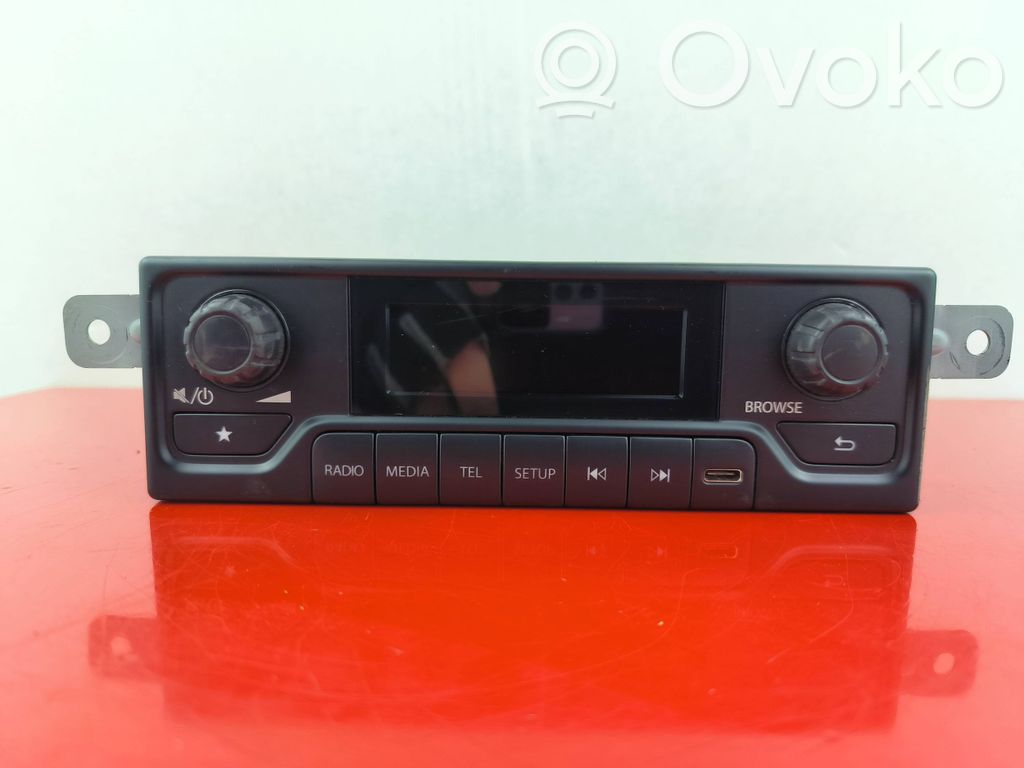 a9078209600 Mercedes-Benz Sprinter W907 W910 Radio/CD/DVD/GPS head unit ...
