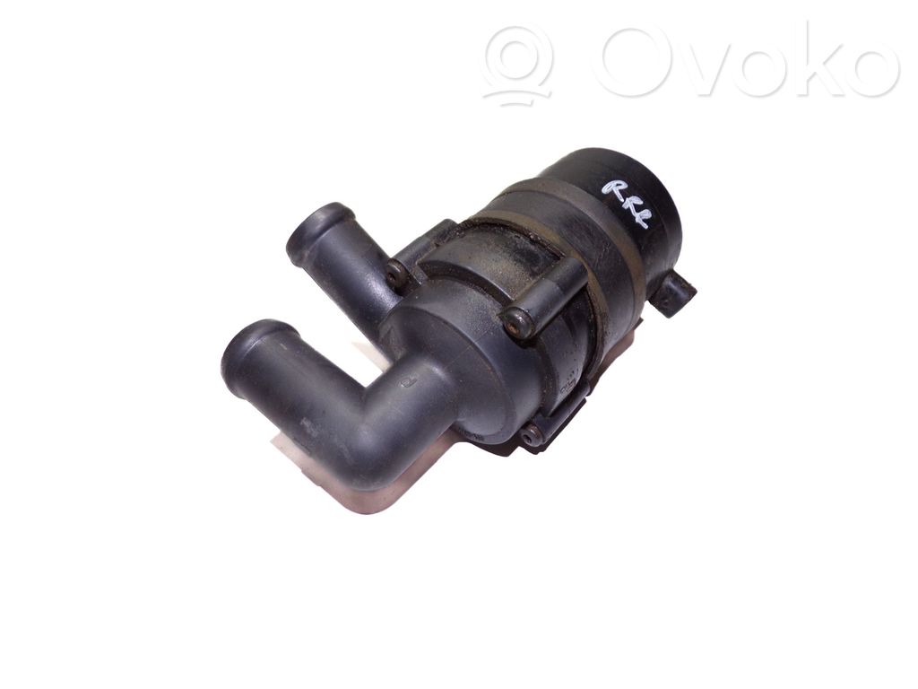 9020876A Volkswagen Touran II Auxiliary pre-heater (Webasto), €35.06 | RRR